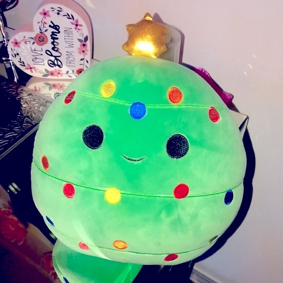 Squishmallows | Toys | Carol The Christmas Tree Squishmallow 2 Inch ...